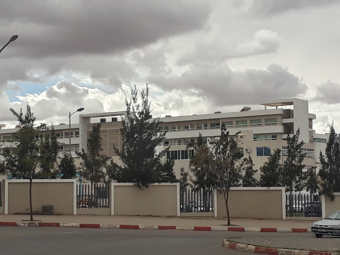 Centre Hospitalier Universitaire Mohammed VI - Oujda - +212 5365-39100